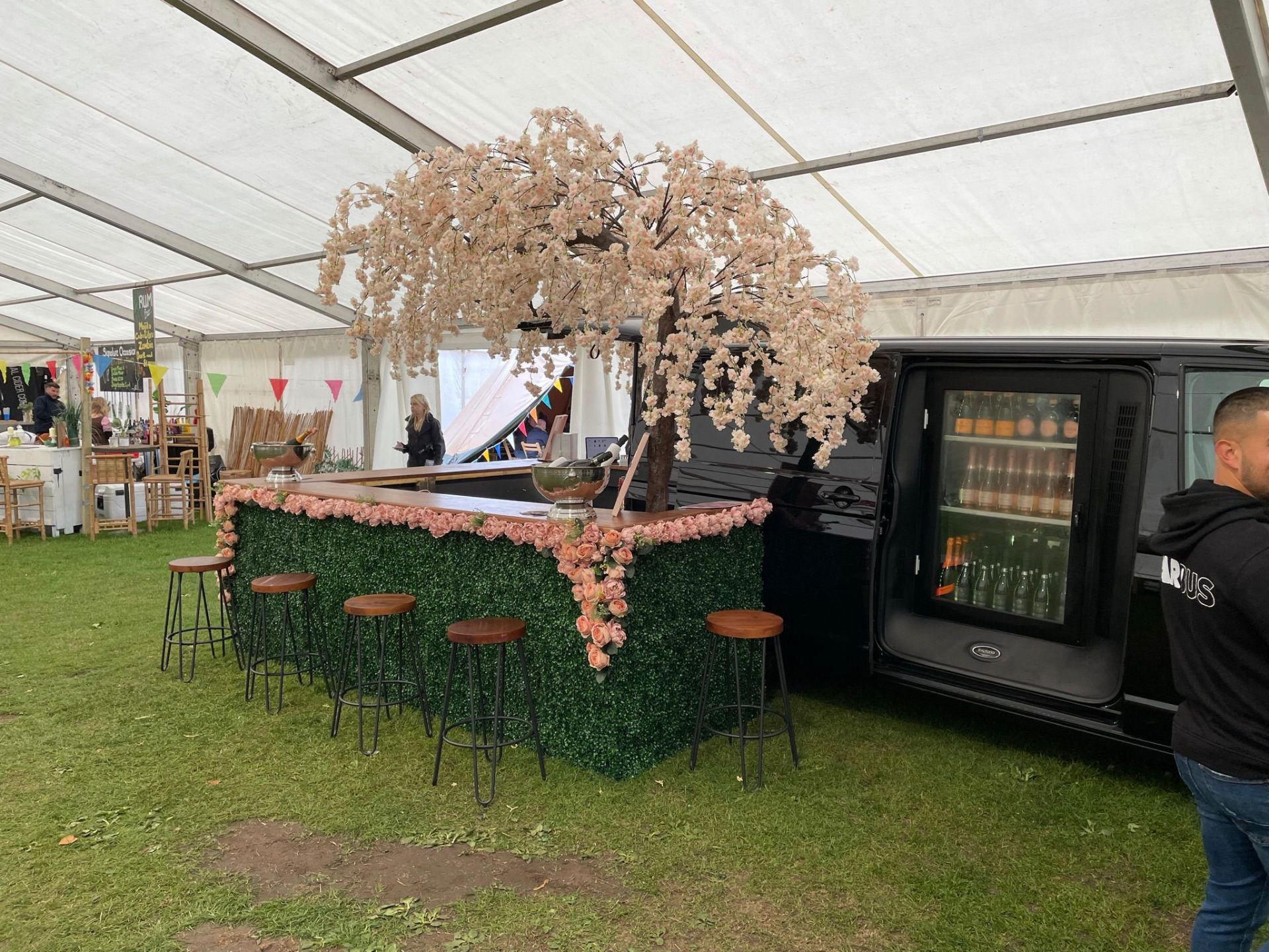 VW Bar Bus | Mobile Bar Hire UK | Wedding & Event Bar Service